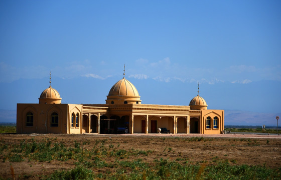 Aiding Lake-Silk Road Travel