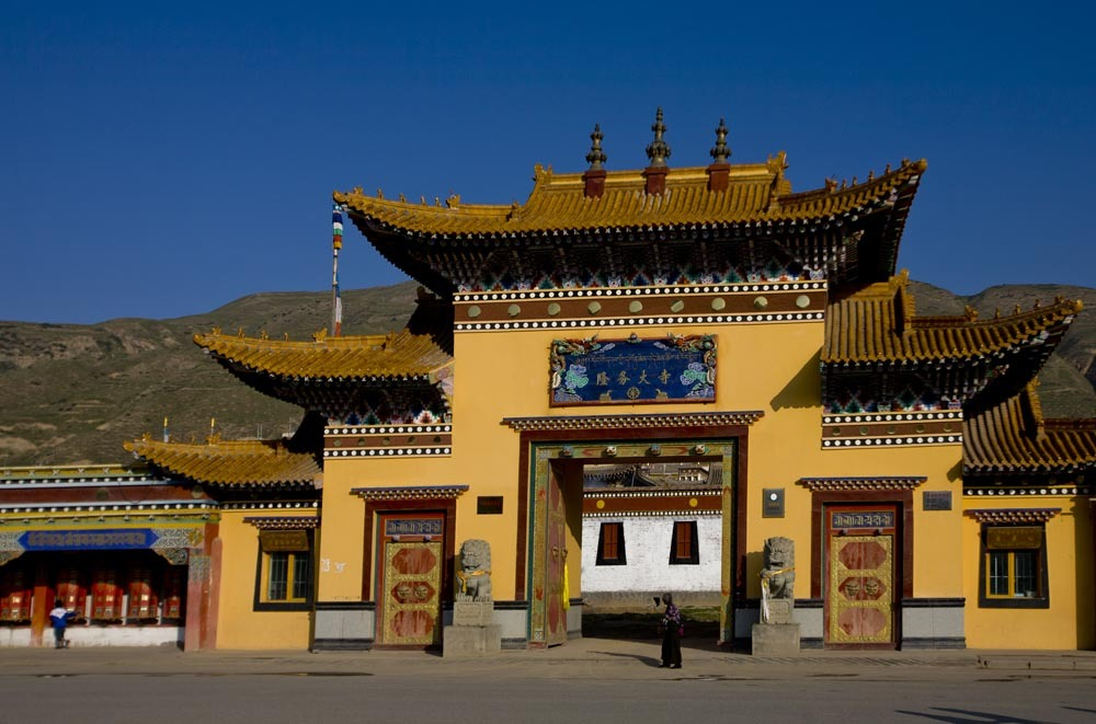 Monasteries & Temples in Qinghai-Silk Road Travel