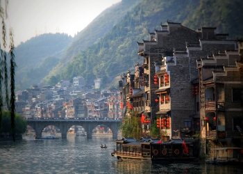 Zhenyuan Ancient Town: Facts, Attractions, Travel Tips, Location-Silk ...