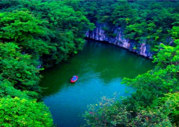 Dragon Palace (Longgong) Scenic Area, Anshun Dragon Palace Cave, Anshun ...