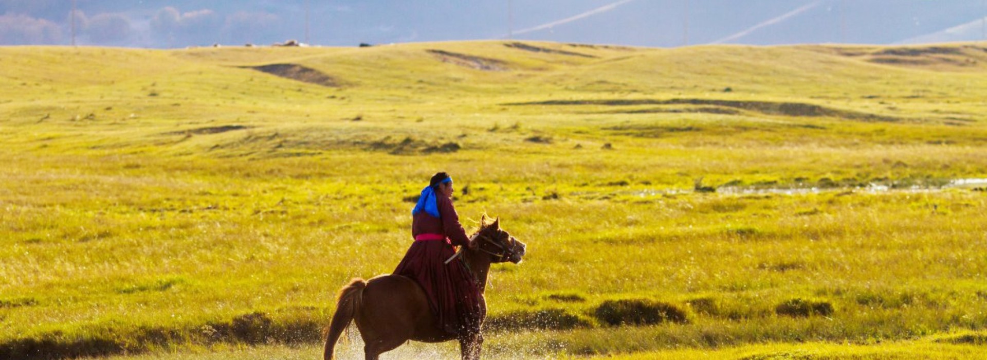 Breaktaking sceneries of Inner Mongolia, Grassland and nomadic life