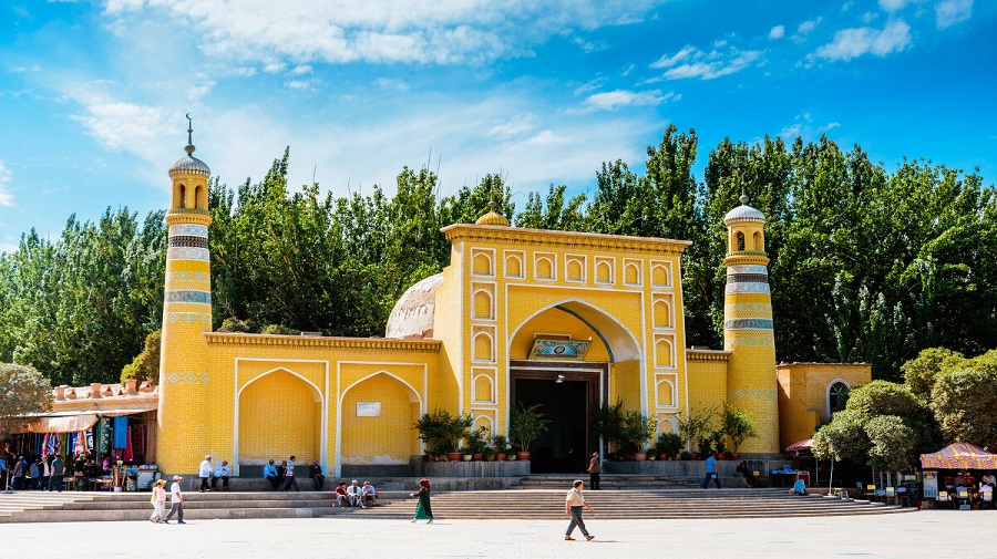 13 Days Silk Road Group Tour: Xinjiang, Gansu, Qinghai