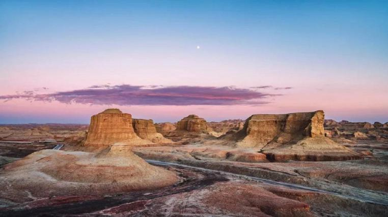 Xinjiang-Inner Mongolia Tour